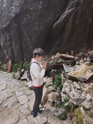 复旦微纳传感器课题组 | Haoling Liao