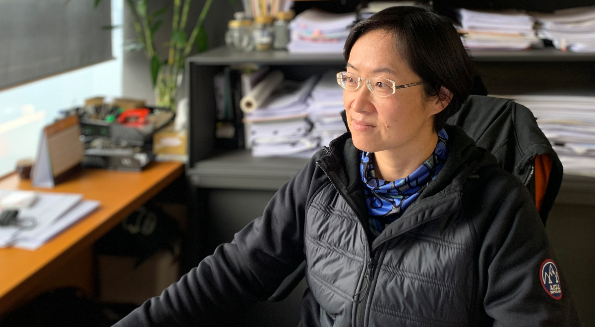 Gravity | Ellen Tong