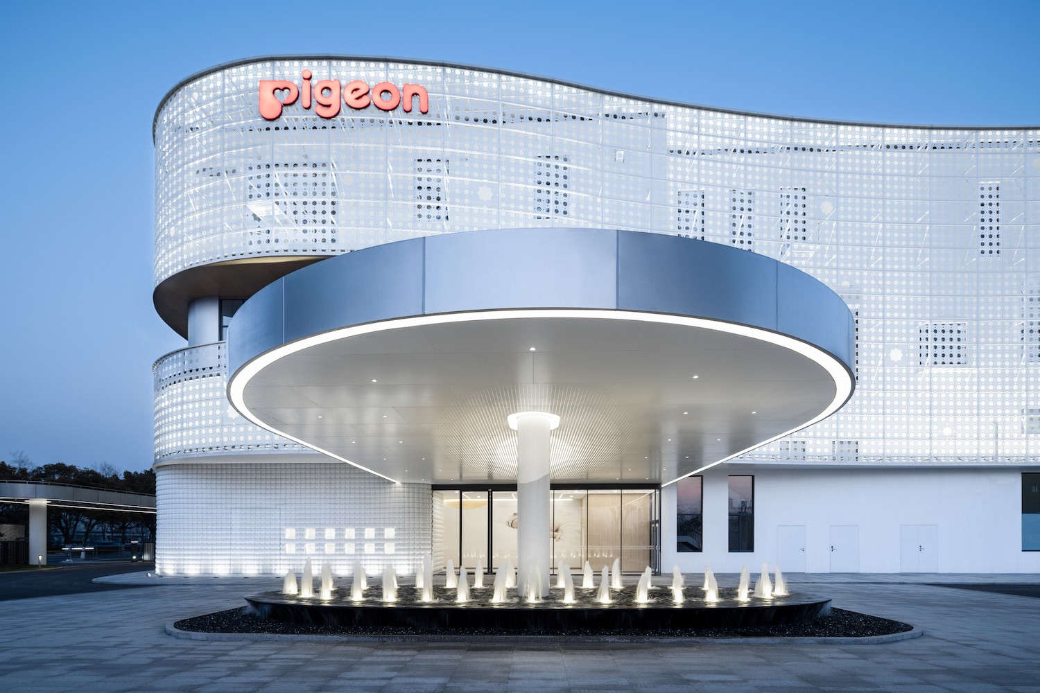 C O L O R F U L L 昱 景 设 计 | 2023 / 贝亲上海研发总部改造